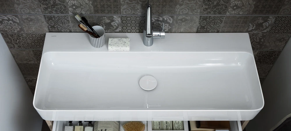 Montage eines Waschtischs