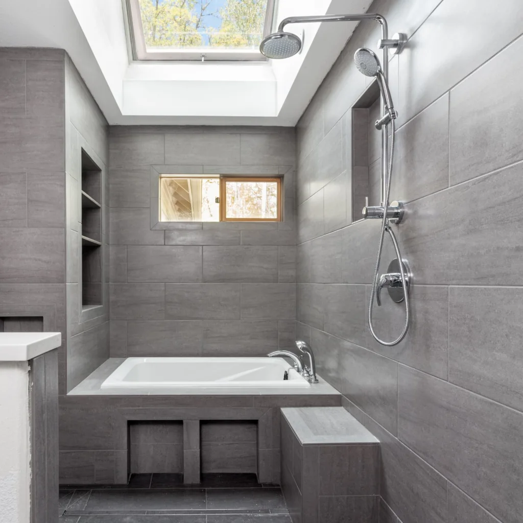 Nischen im Bad gestalten: Darauf müssen Sie achten